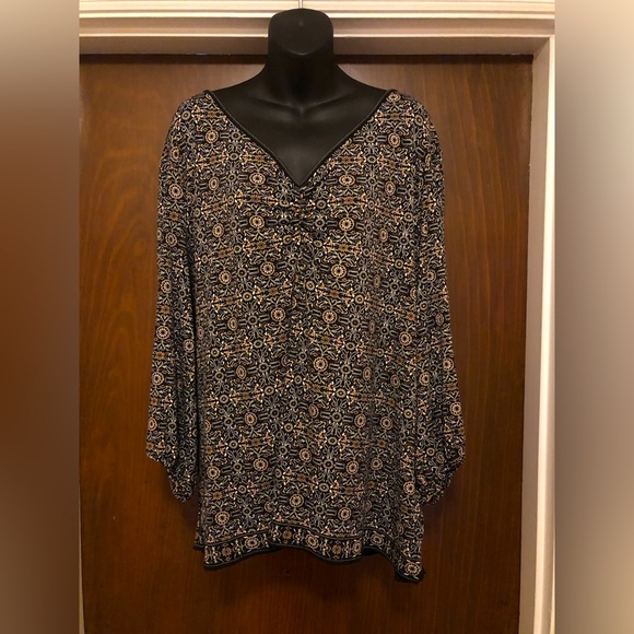 Max Studio | Tops | Max Studio Blouse With Balloon Sleeves 2x | Poshmark